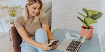 MMS messaging: What it is and how to use it in your marketing