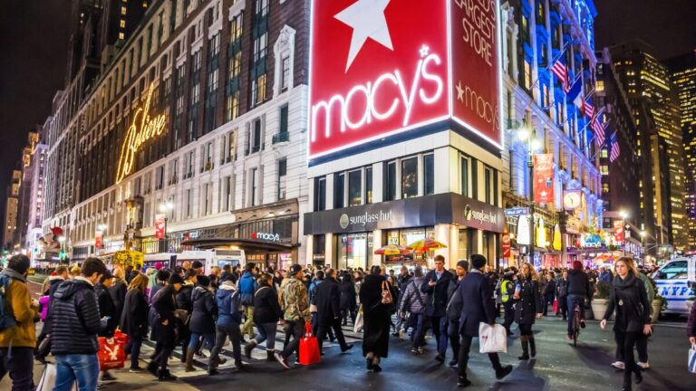 15 US customer stats you need to know